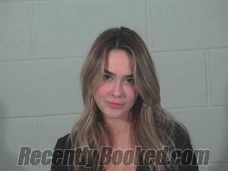 Recent Booking / Mugshot for KAYLA LOUISE STOUT in Steuben County, Indiana