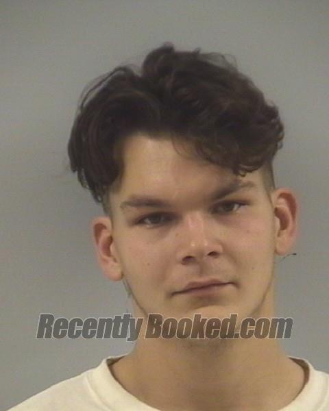 Recent Booking / Mugshot for ERIC PRESTON CREECH in Johnston County ...