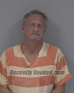 Recent Booking / Mugshot for ROBERT ROSE DAVIS in Johnston County ...