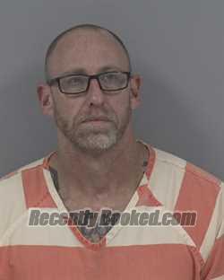 Recent Booking / Mugshot for CONNIE DWAYNE FUTRELL in Johnston County ...