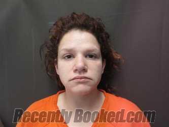 Recent Booking / Mugshot for TAYLER NICOLE HUNT in Sullivan County, Indiana