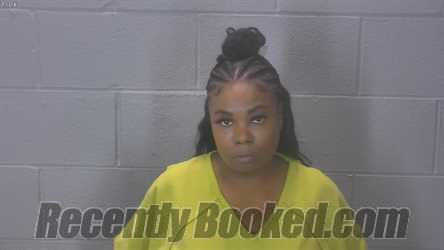 Recent Booking / Mugshot for Erica Nakia Pittman in Tippecanoe County ...