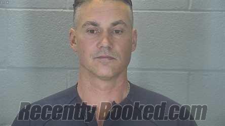 Recent Booking / Mugshot for Matthew Ronald Schellinkhout in Tippecanoe ...