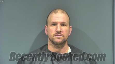 Recent Booking / Mugshot for SHAWN ERIC GUNDERSON in Tipton County, Indiana