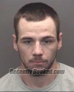 Recent Booking / Mugshot for TRAVIS LEE STOUT in Vanderburgh County ...