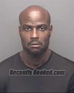 Recent Booking / Mugshot for ROBERT LEE HAWKINS JR in Vanderburgh ...