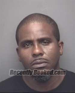 Recent Booking / Mugshot for ROBERT LEWIS SMITH JR in Vanderburgh ...