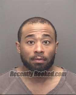 Recent Booking / Mugshot for DEVIYON MYKEL ROBINSON in Vanderburgh ...