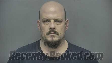Recent Booking / Mugshot for Jeremy Richard Gilbert in Vigo County, Indiana