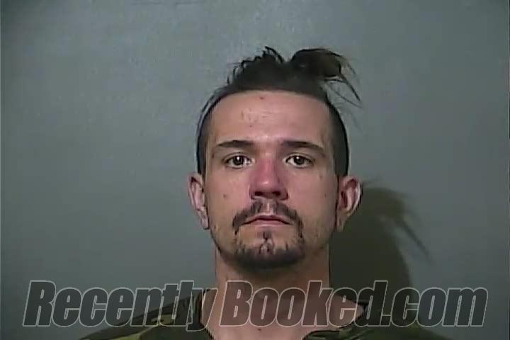 Recent Booking / Mugshot for Jesse T Sexton in Vigo County, Indiana