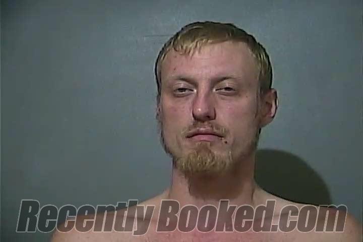 Recent Booking / Mugshot for Levi Curtis Wells in Vigo County, Indiana