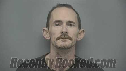 Recent Booking / Mugshot for Michael Edmund Lowe in Vigo County, Indiana