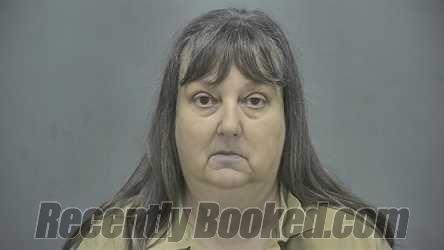 Recent Booking / Mugshot for ROBIN LEE KRAEMER in Vigo County, Indiana