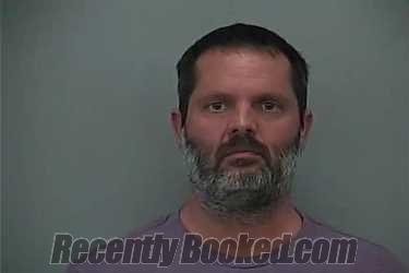Recent Booking / Mugshot for TRACY D SMITH in Vigo County, Indiana