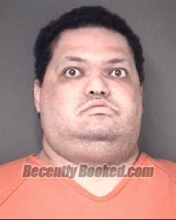 Recent Booking / Mugshot for RAYMONT LEE DILLARD HALL in Warrick County ...