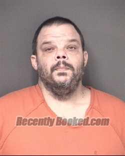 Recent Booking / Mugshot for CHRISTOPHER SCOTT BOWLES in Warrick County ...