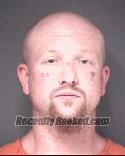 Recent Booking / Mugshot for HANK AUSTIN BEERTZER in Warrick County ...