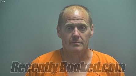 Recent Booking / Mugshot for CLINTON LEVI TUSTISON in Whitley County ...