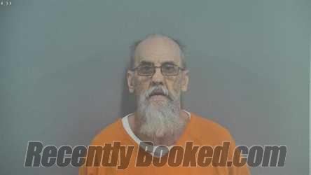 Recent Booking / Mugshot for KEN ALLEN WEAVER in Whitley County, Indiana