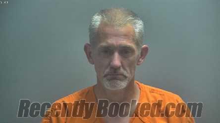 Recent Booking / Mugshot for MATTHEW WAYNE MOSIER in Whitley County ...