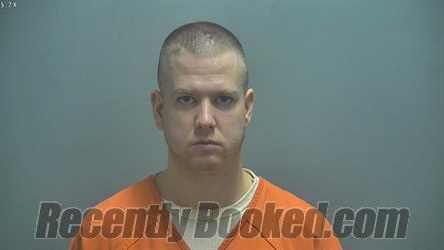 Recent Booking / Mugshot for TRAVIS DUANE LEPPER in Whitley County, Indiana