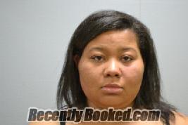 Recent Booking / Mugshot for TYONNA ARKELLE MCLEOD in Lee County, North ...