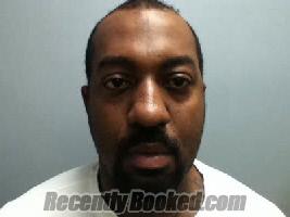Recent Booking / Mugshot for KENNETH JAMAAL RAY in Lee County, North ...