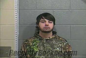 Recent Booking / Mugshot for DUSTIN WAYNE LAWSON in Barren County, Kentucky