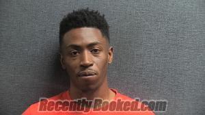 Recent Booking / Mugshot for MARQUIS DEWAUN OLIVER in Boone County ...