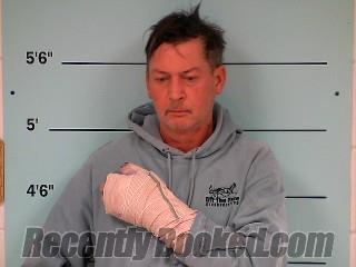 Recent Booking / Mugshot for MATTHEW PICKUP in Bourbon County, Kentucky