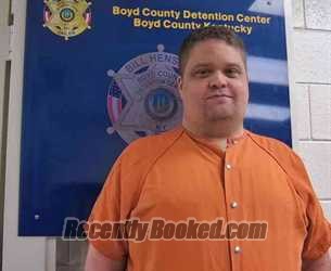 Recent Booking / Mugshot for DEON CARSON in Boyd County, Kentucky