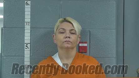 Recent Booking / Mugshot for AMANDA MARIE DEVER in Bullitt County, Kentucky