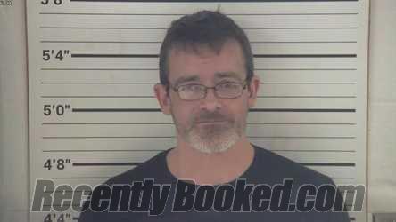 Recent Booking / Mugshot for ERIC TODD DEBRUYN in Campbell County, Kentucky