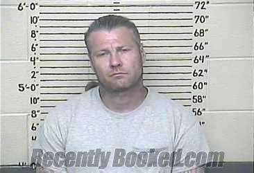 Recent Booking / Mugshot for WAYNE M WEBER in Carter County, Kentucky