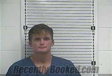 Recent Booking / Mugshot for CHRISTOPHER ROBIN LUTTRELL in Casey County ...