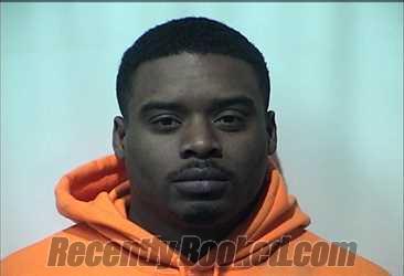 Recent Booking / Mugshot for JUANYE JERELL JONES in Christian County ...