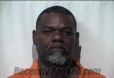 Recent Booking / Mugshot for BENJAMIN DWAYNE BUTLER in Christian County ...