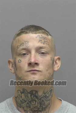 Recent Booking / Mugshot for DEVON SHELTON FARRIS in Lincoln County ...