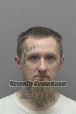 Recent Booking / Mugshot for JONAS KELLY DELLINGER in Lincoln County ...