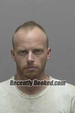 Recent Booking / Mugshot for JOSHUA SILAS MARTIN in Lincoln County ...