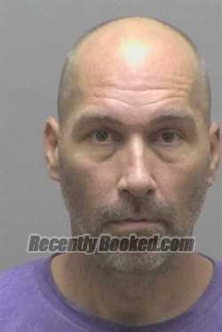 Recent Booking / Mugshot for JOSHUA MARTIN BEATTY in Lincoln County ...