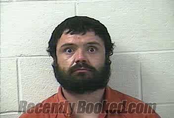 Recent Booking / Mugshot for JUSTIN TRAVIS PUCKETT in Daviess County ...