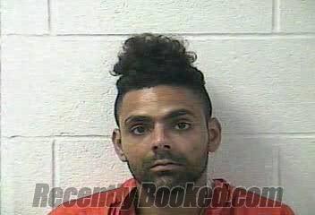 Recent Booking / Mugshot for TEVIN MICHAEL GARRETT MURPHY in Daviess ...