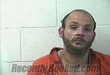Recent Booking / Mugshot for TRAVIS WAYNE TEXAS in Daviess County, Kentucky