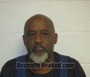 Recent Booking / Mugshot for DWAYNE EMANUEL GIBSON in Macon County ...
