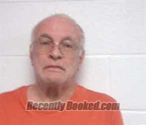 Recent Booking / Mugshot for JAMES MICHAEL HAMPTON in Macon County ...