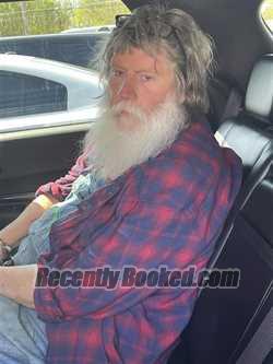 Recent Booking / Mugshot for MARK A CUNNINGHAM in Graves County, Kentucky