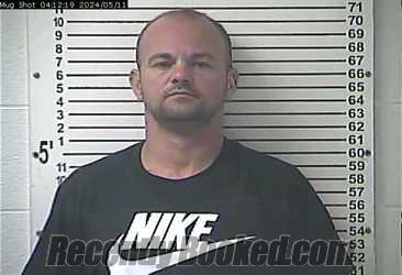Recent Booking / Mugshot for BRANDON STEPHEN PEACOCK in Hardin County ...