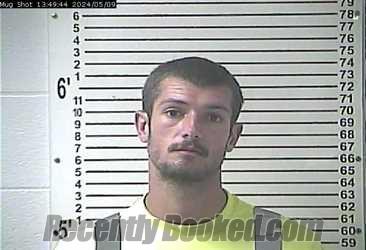 Recent Booking / Mugshot for MATTHEW BRAYDEN HAYS in Hardin County ...