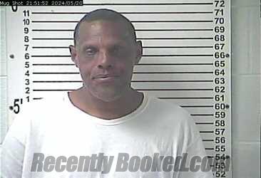 Recent Booking / Mugshot for MICHAEL RAY TAYLOR in Hardin County, Kentucky